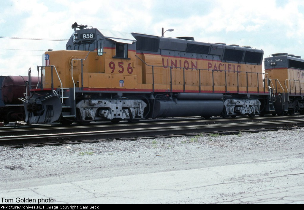 UP 956--GP40X